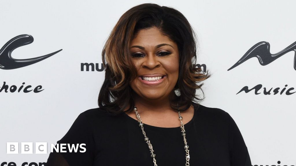 Kim Burrell radio show pulled after gay comments - BBC News