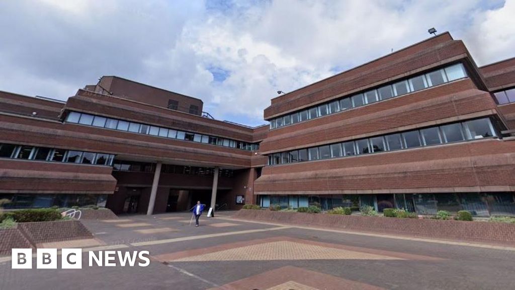 Wolverhampton City Council to spend nearly £10m on improving roads ...