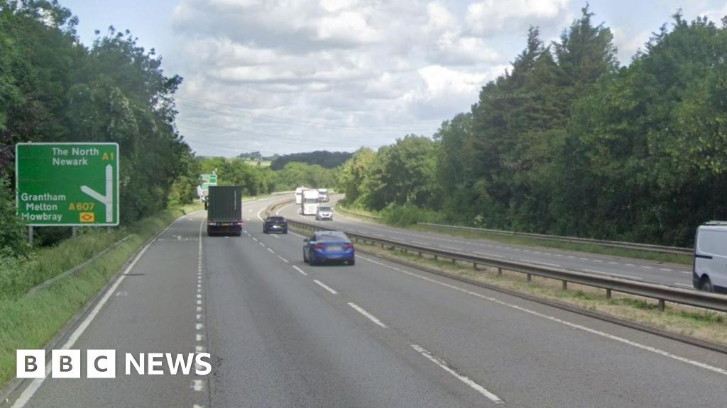Motorbike rider, 73, dies in single-vehicle crash on A1 at Grantham - BBC News