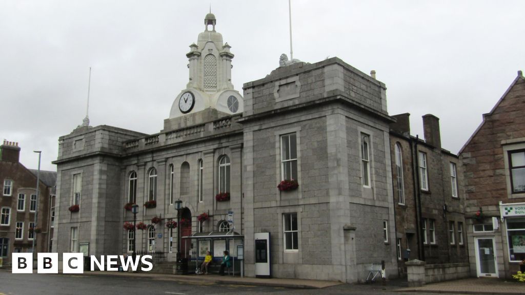Inverurie and Stonehaven Remembrance Sunday flags to fly