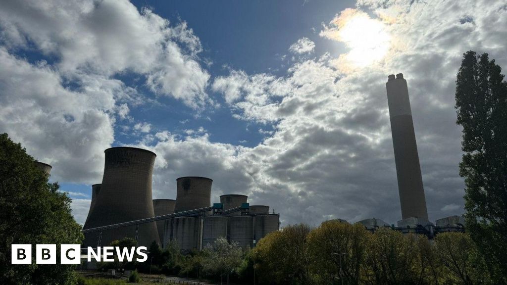 Cottam power station site sees new demolition - BBC News