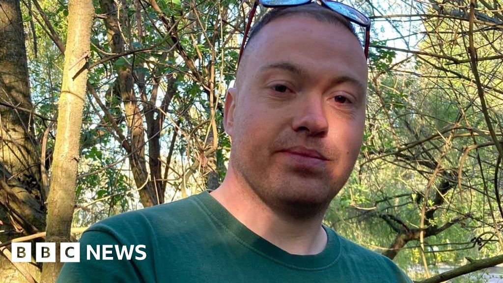 Hull: Project aims to connect city children with nature - BBC News