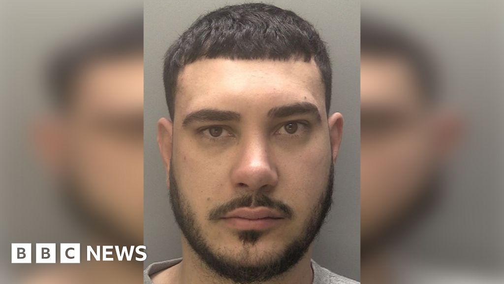 'Violent rapist' from Hull jailed for attack on teenager - BBC News