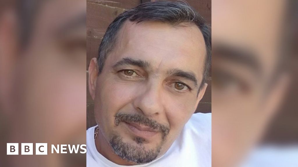 Catalin Rizea: Brothers convicted of Barnsley murder - BBC News