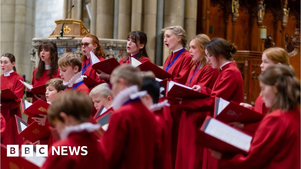 King Charles: Truro Cathedral choristers to sing at coronation - BBC News