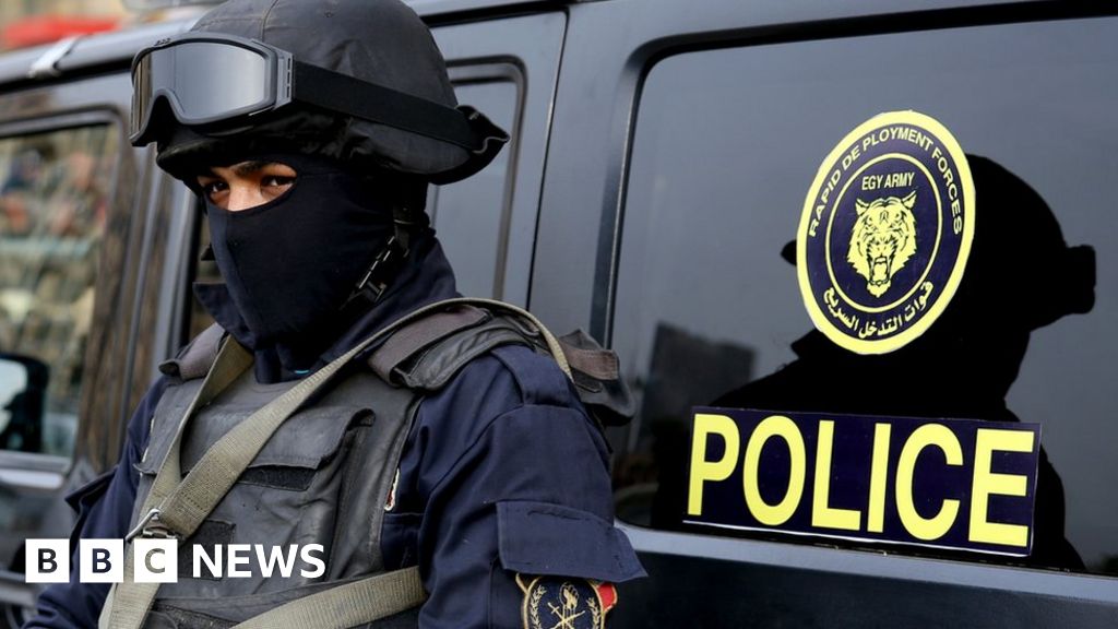 Wael Abbas: Prominent Egyptian blogger 'arrested' Wael Abbas: Prominent Egyptian blogger 'arrested'
