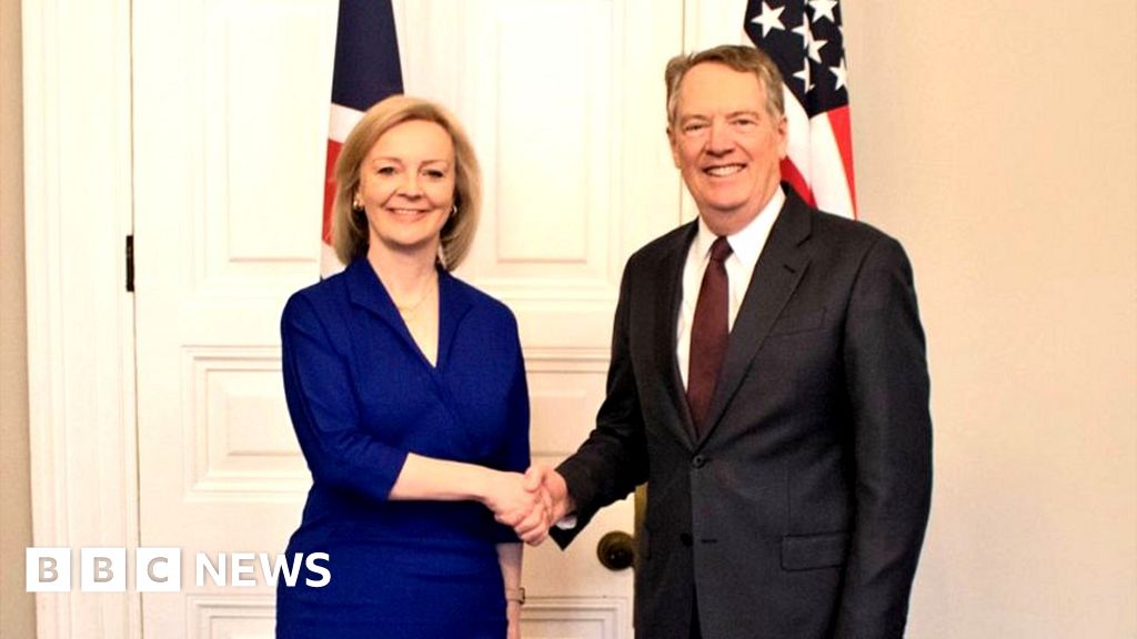 Brexit: UK vows to seek 'hard bargain' in US trade talks