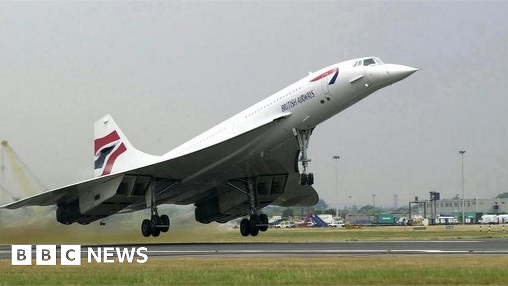 Dinner marks Concorde's last Manchester Airport flight - BBC News