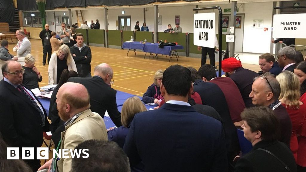 Labour retains Reading Borough Council majority