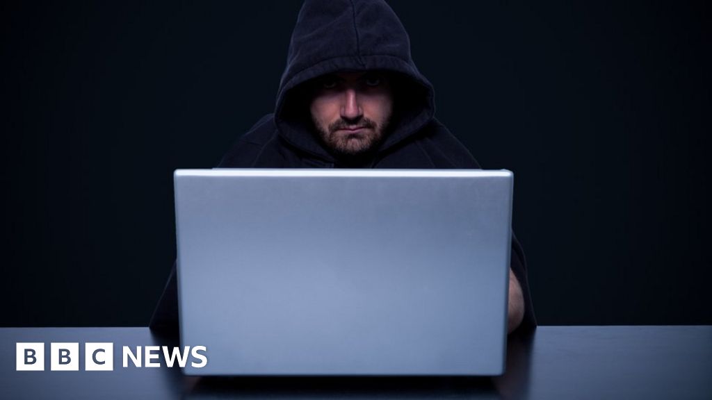 Russian man arrested in Prague over alleged US hacking - BBC News