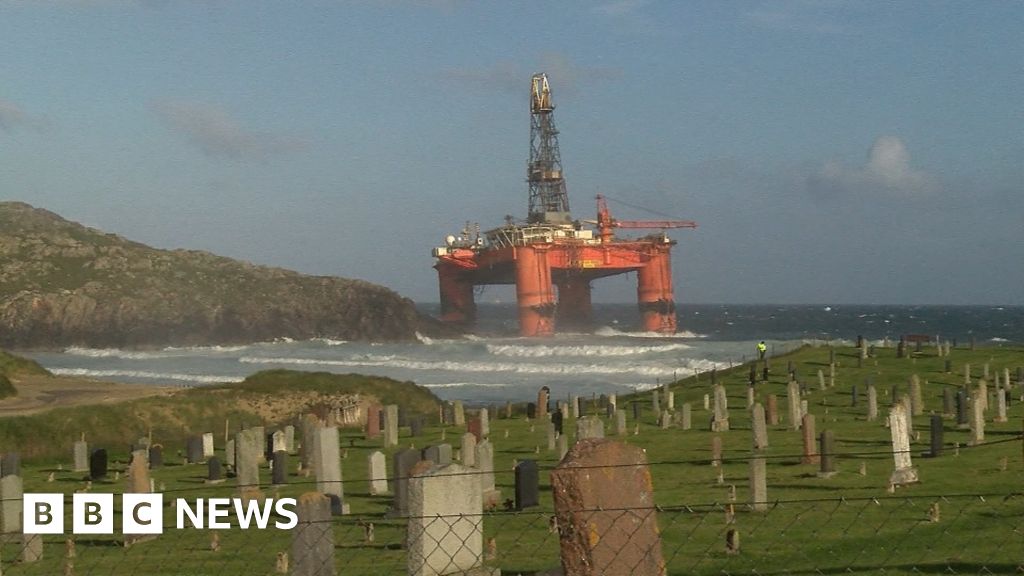 Drilling rig blown ashore in storms off Western Isles - BBC News