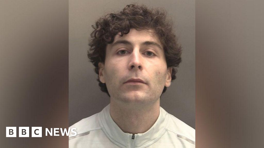 Liverpool: Dealer jailed over heroin and cocaine conspiracy - BBC News