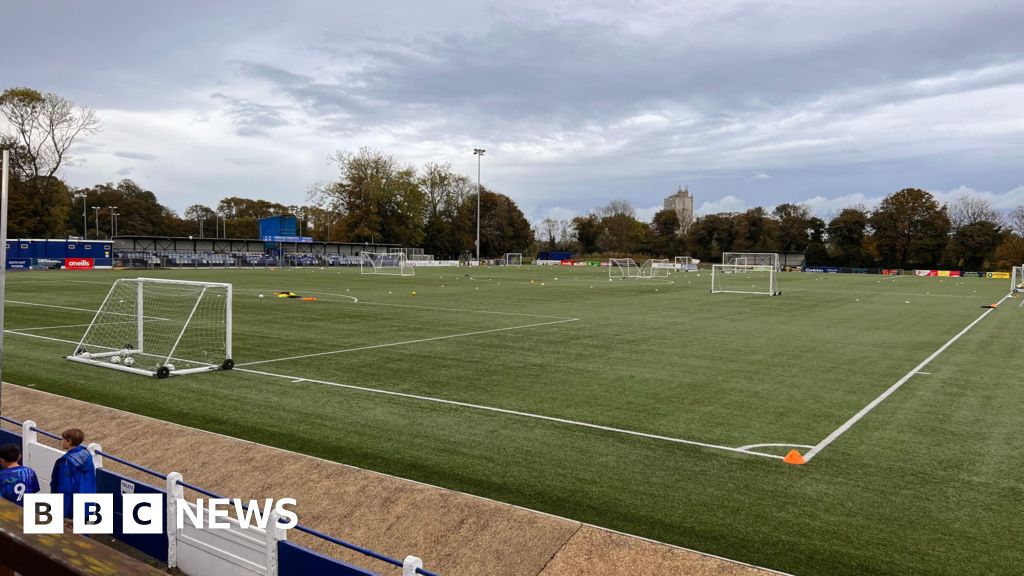 Margate FC launch project to help rough sleepers - BBC News