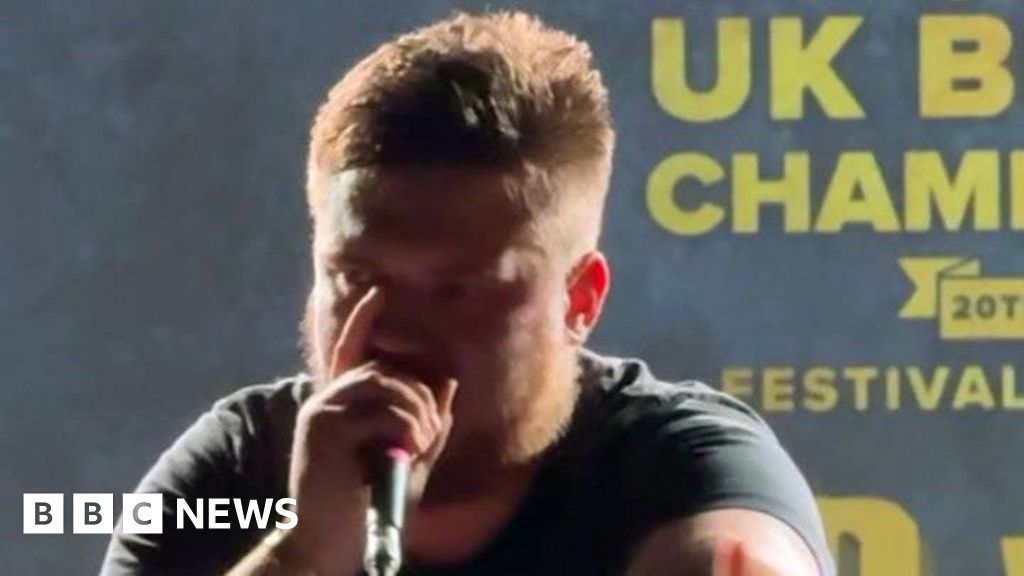 How beatboxing is helping young people's confidence - BBC News