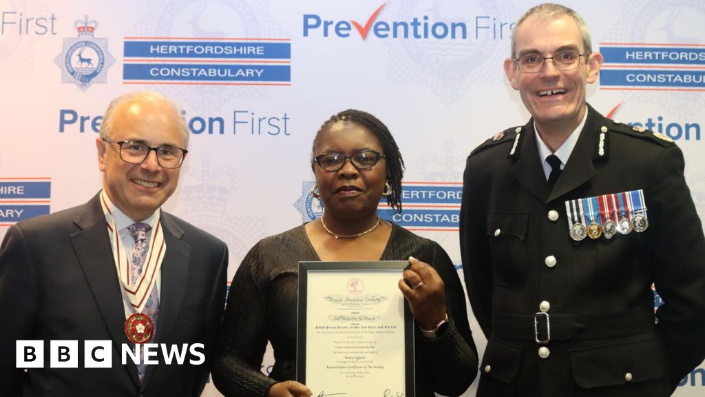 Harriet Robinson - Journalist Profile - Intelligent Relations