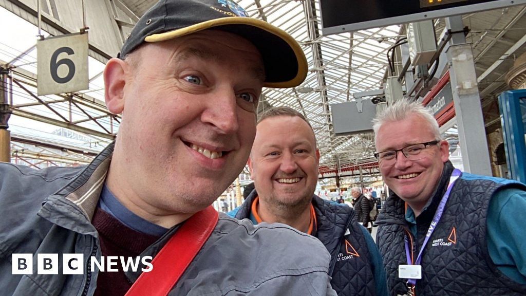 Comedian Tim Vine back on track as left behind suit retrieved