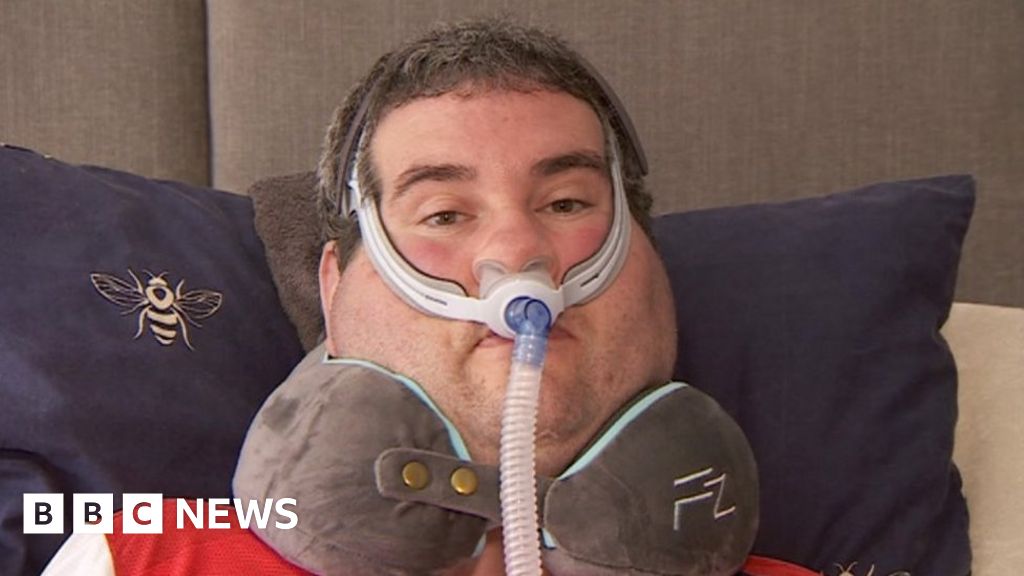 Sam Perkins: Former triathlete launches MND campaign - BBC News