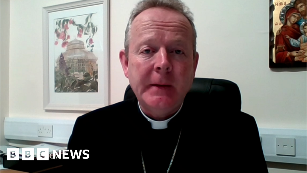 Mother and baby homes: Eamon Martin supports public inquiry - BBC News