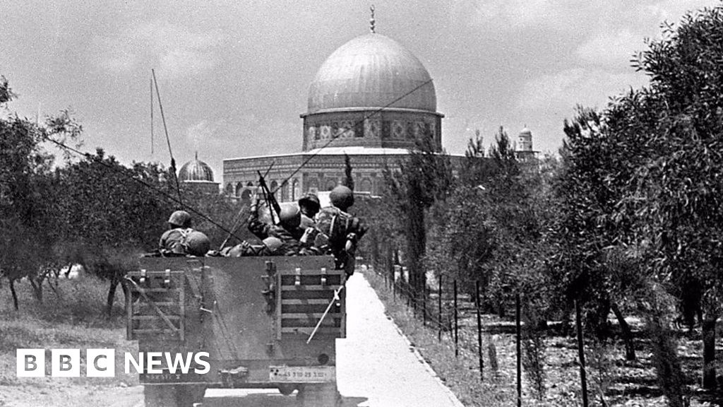 Six Day War: What happened - in 60 seconds - BBC News
