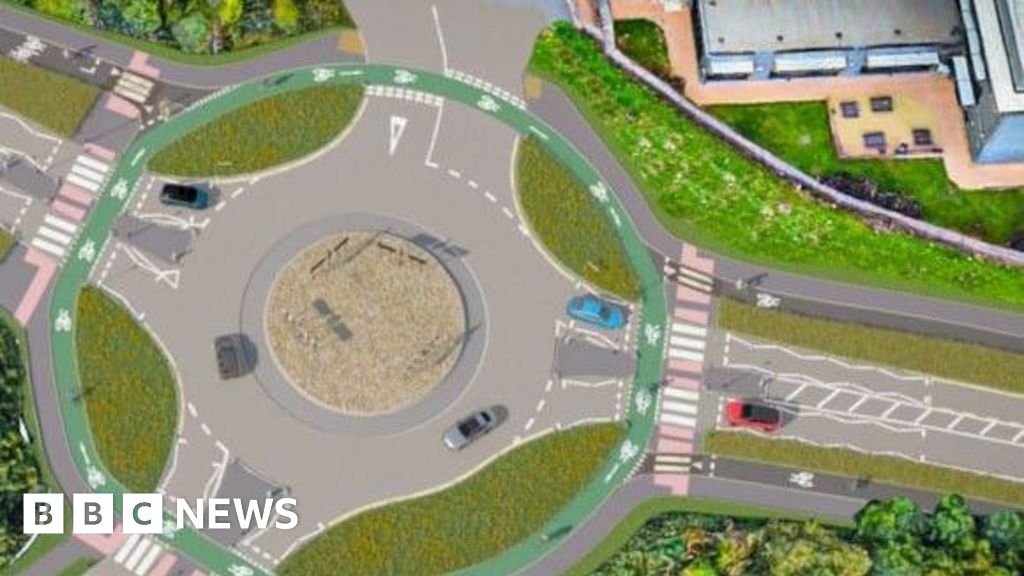 Hemel Hempstead 'Dutch-style' roundabout gets under way