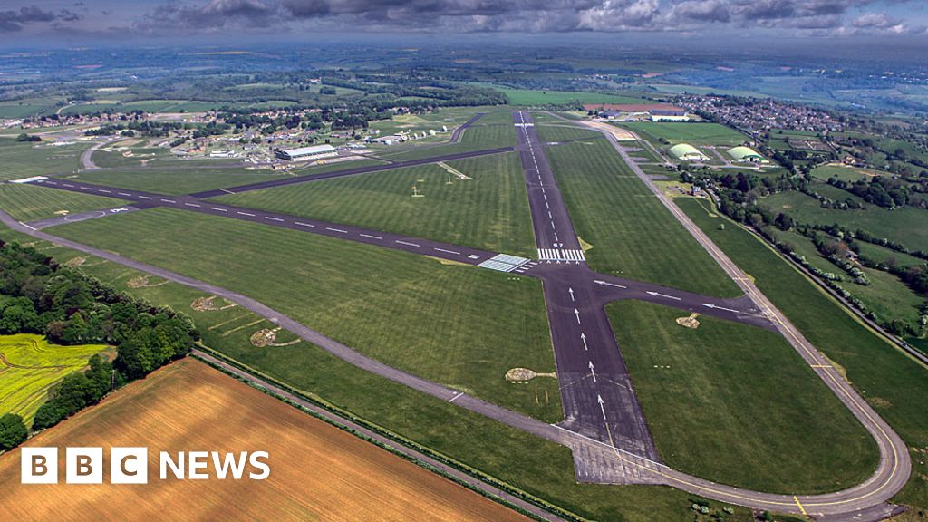 Minister accused of reneging on military airfield promise - BBC News