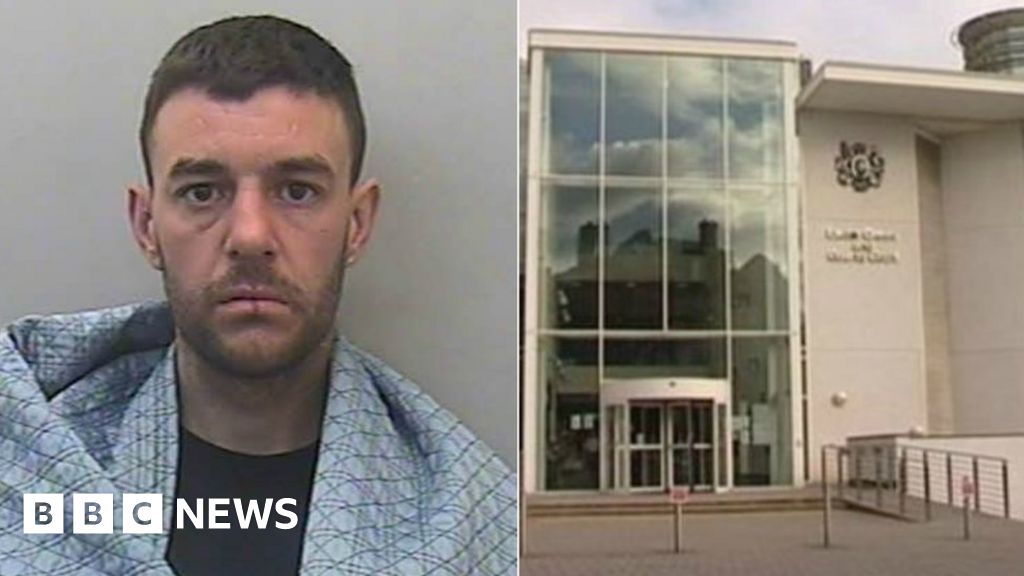 Judge in Devon decries contactless bank payment cards - BBC News