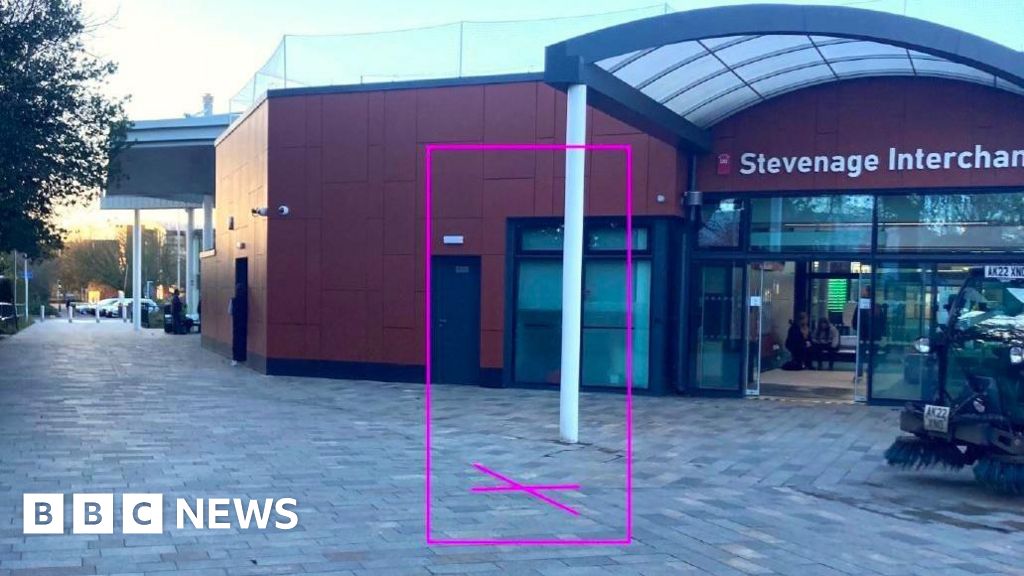 Stevenage bus station art approved despite cyclists' concerns - BBC News