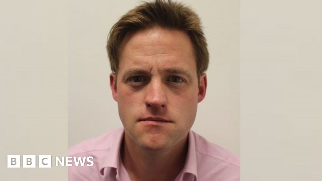 Henry Hendron: Barrister who asked clients for meth is jailed - BBC News