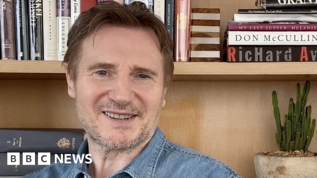 Liam Neeson 'proud' of new integrated school Seaview Primary - BBC News