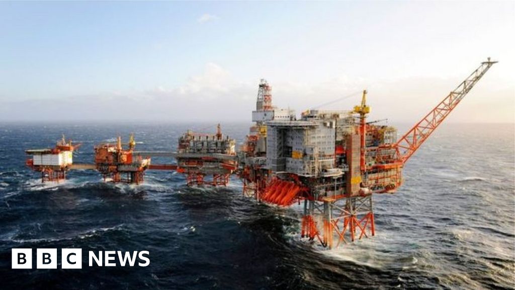 Oil industry: lower for longer - BBC News
