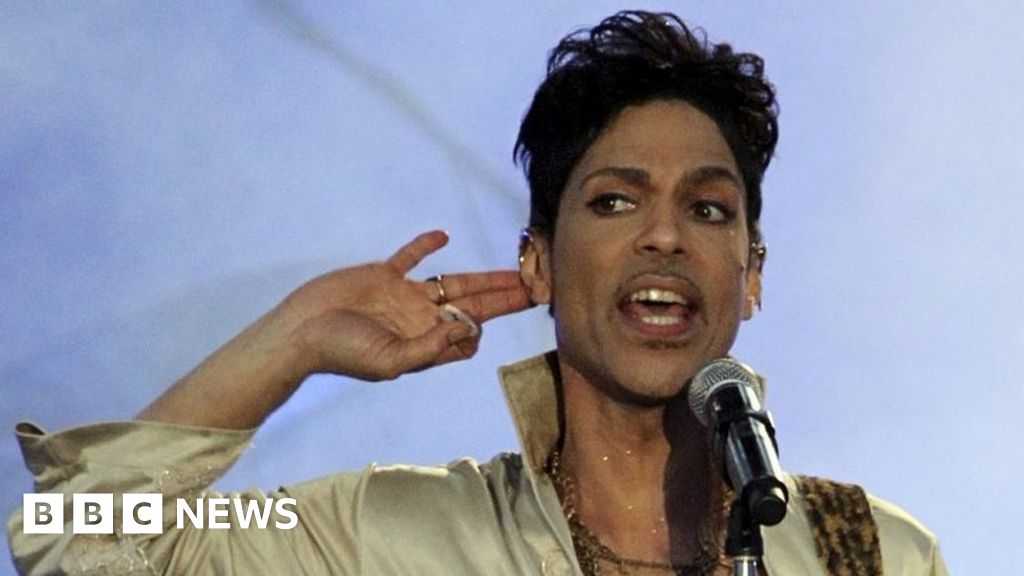 Prince death: Singer died of fentanyl painkiller overdose - BBC News