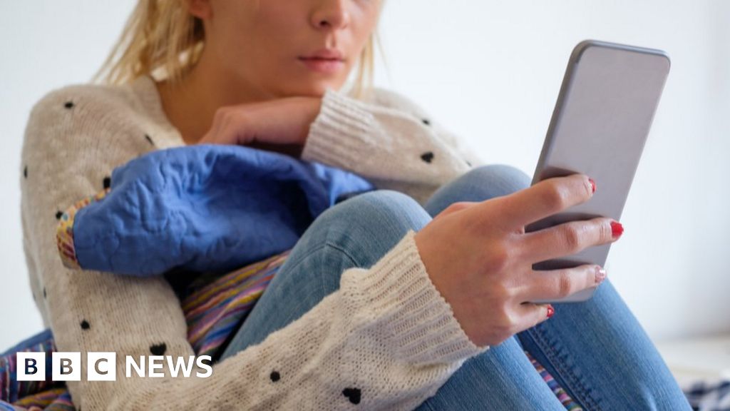 Instagram biggest for child grooming online - NSPCC finds - BBC News
