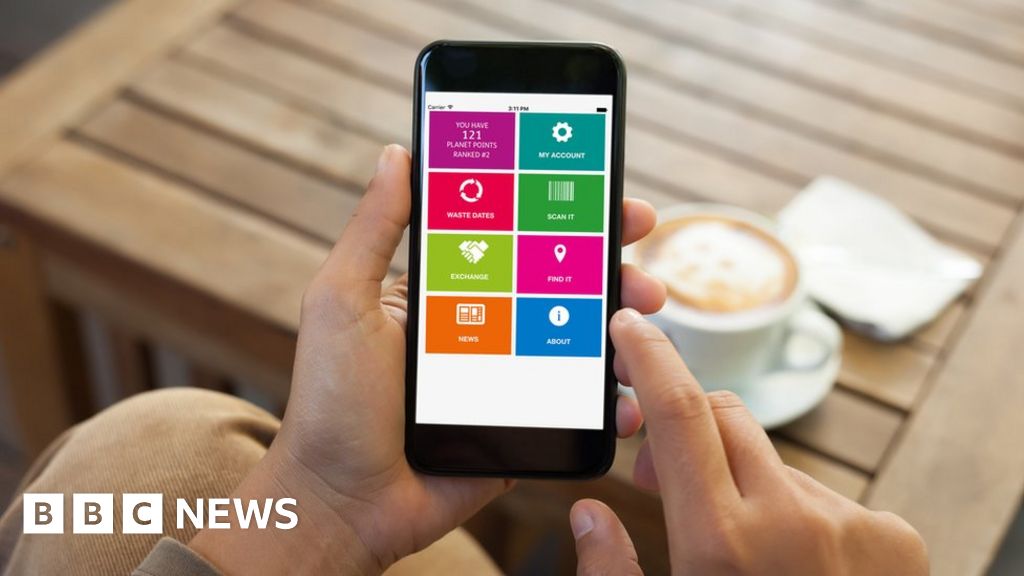 York council app users hacked: Nearly 6,000 affected - BBC News