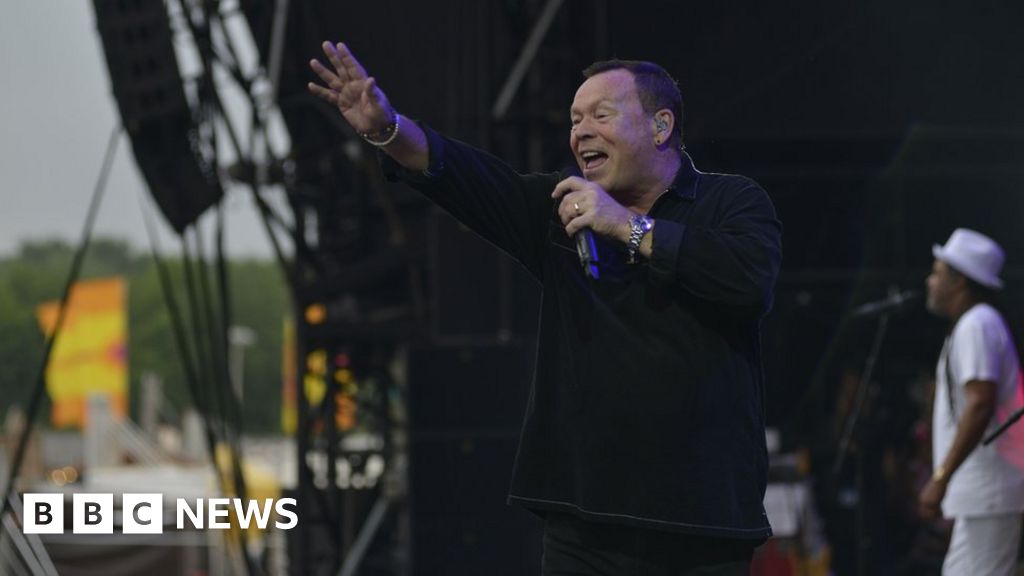 Torbay food and music festival axed over rising costs - BBC News