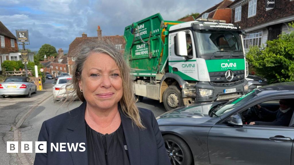 Vicky Castle - Journalist Profile - Intelligent Relations