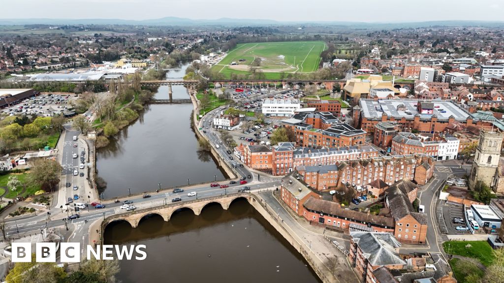 Worcester City Council moves to all-out election - BBC News