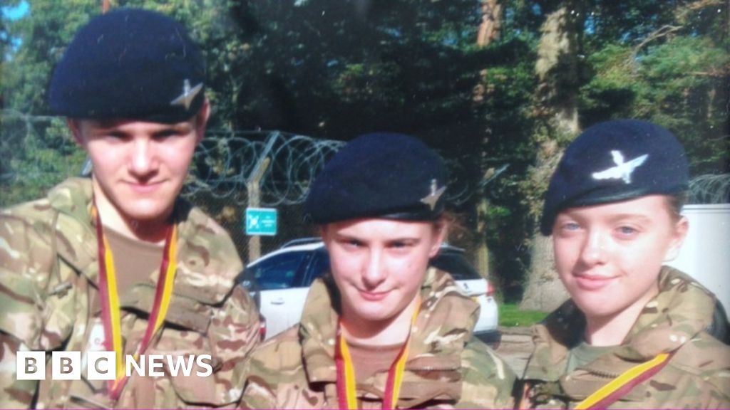 Triplets set to serve together in Army after studying at Hampshire ...