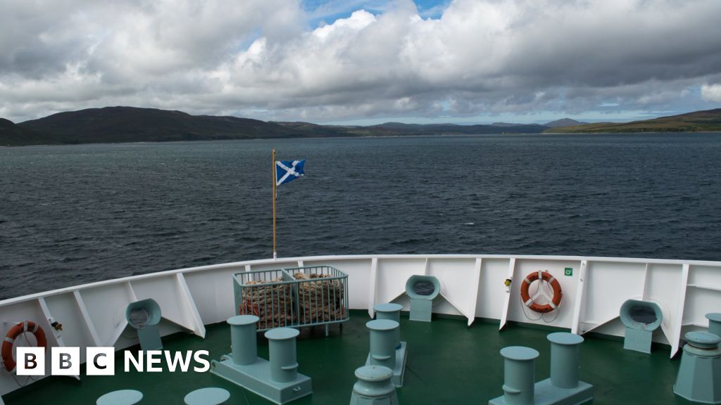 South Uist ferry requires repairs - BBC News