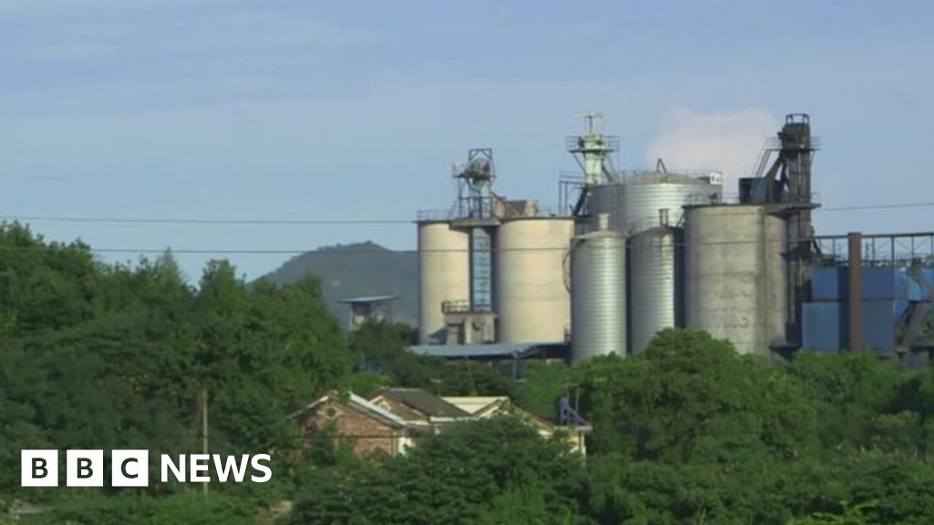 China struggles to contain the environmental damage of its rapid growth ...