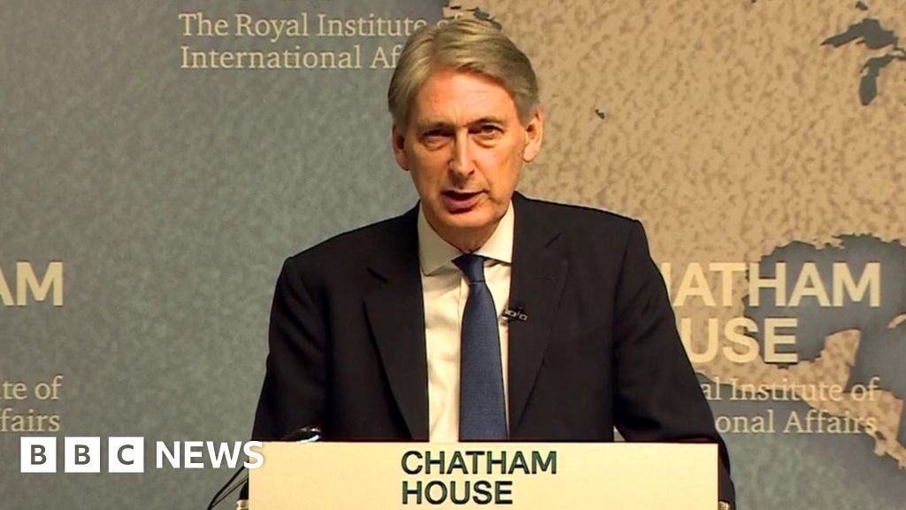 EU referendum: Government dossier aims to 'smoke out' Leave campaign ...