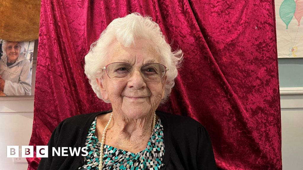 103-year-old Middlesbrough woman receives 2,000 birthday cards