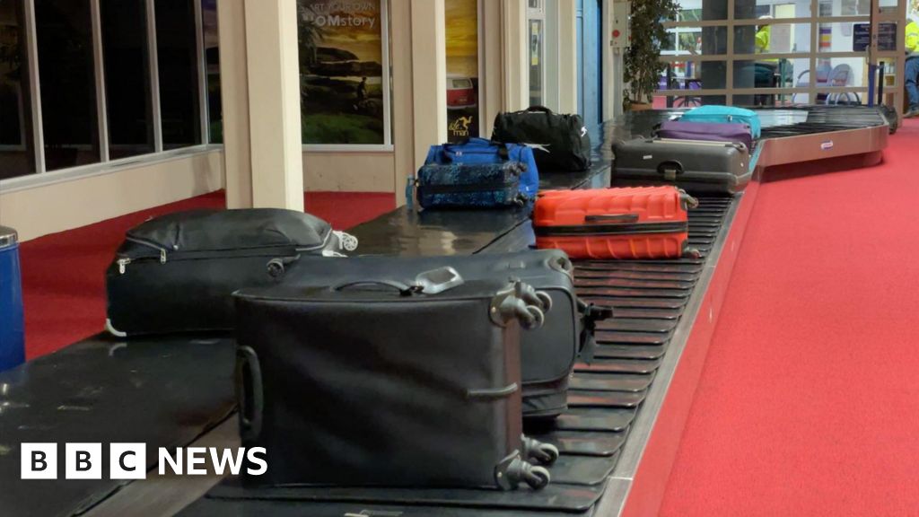 Plans lodged to revamp Isle of Man Sea Terminal arrivals area - BBC News