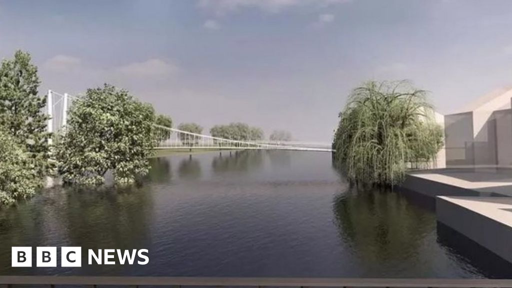 St Neots foot and cycle bridge plans scrapped - BBC News