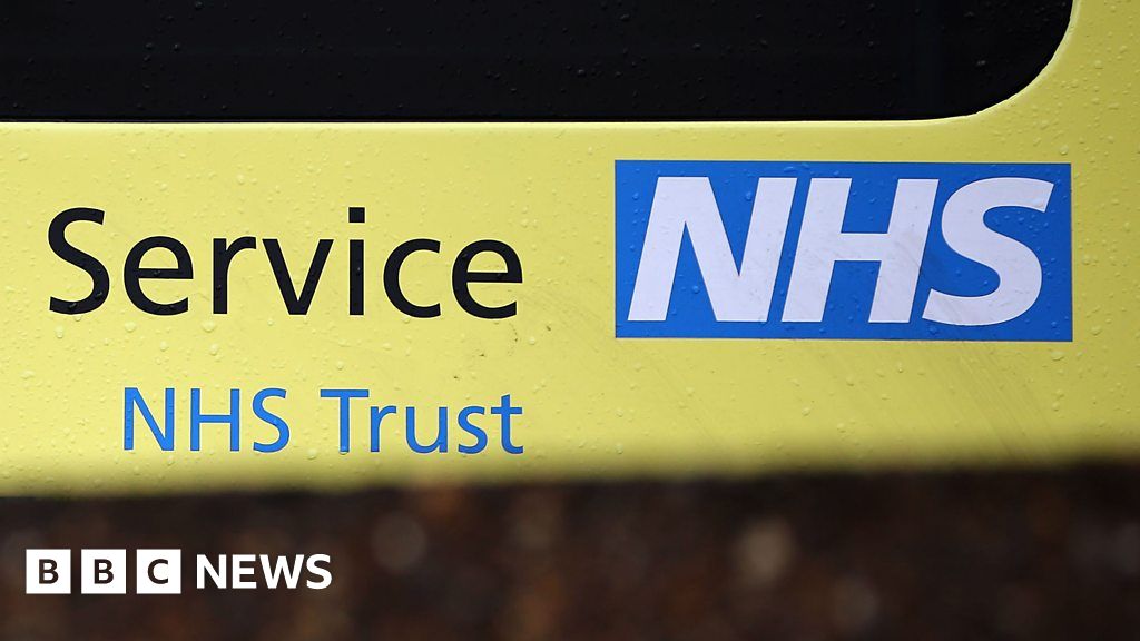 'Longest financial squeeze' causes NHS deficit - BBC News