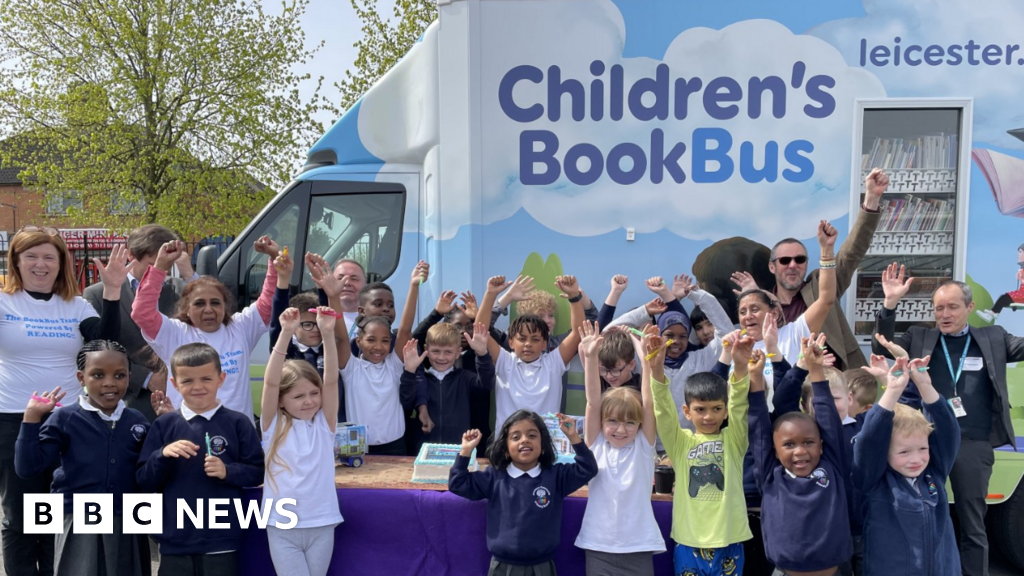 Leicester: New electric library bus launched in city
