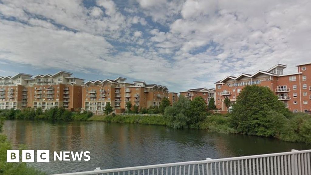 Cladding: Forged signatures on more flats' fire certificates