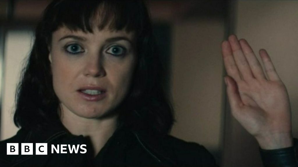 NI premiere of documentary about IRA woman Dolours Price - BBC News