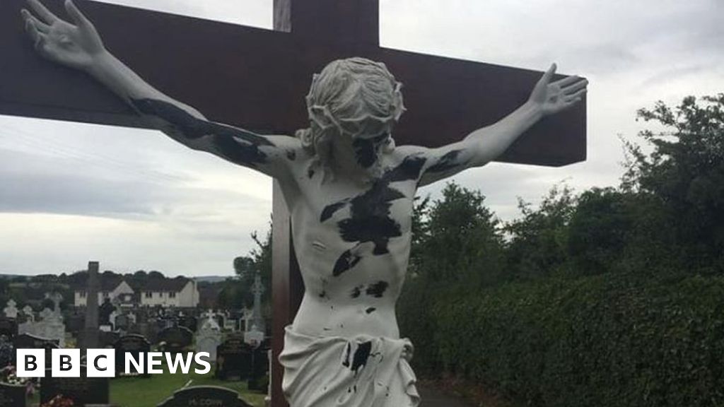 Northern Ireland churches attacked almost 450 times in three years