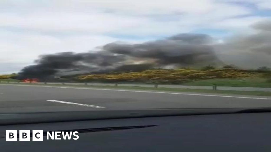 Car on fire causes part of A4 road to be closed - BBC News