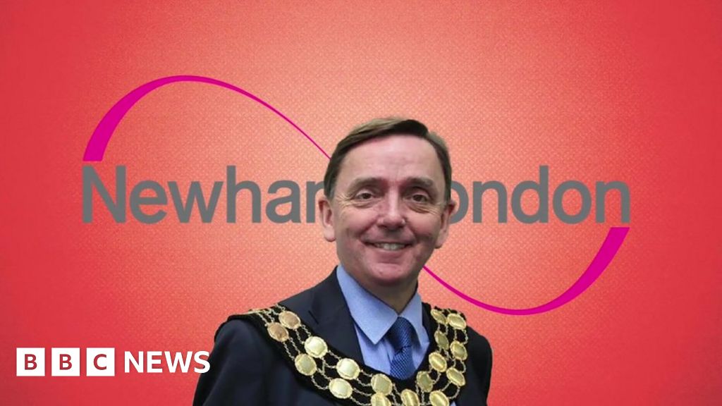 Newham mayor Sir Robin Wales deselected after 23 years - BBC News